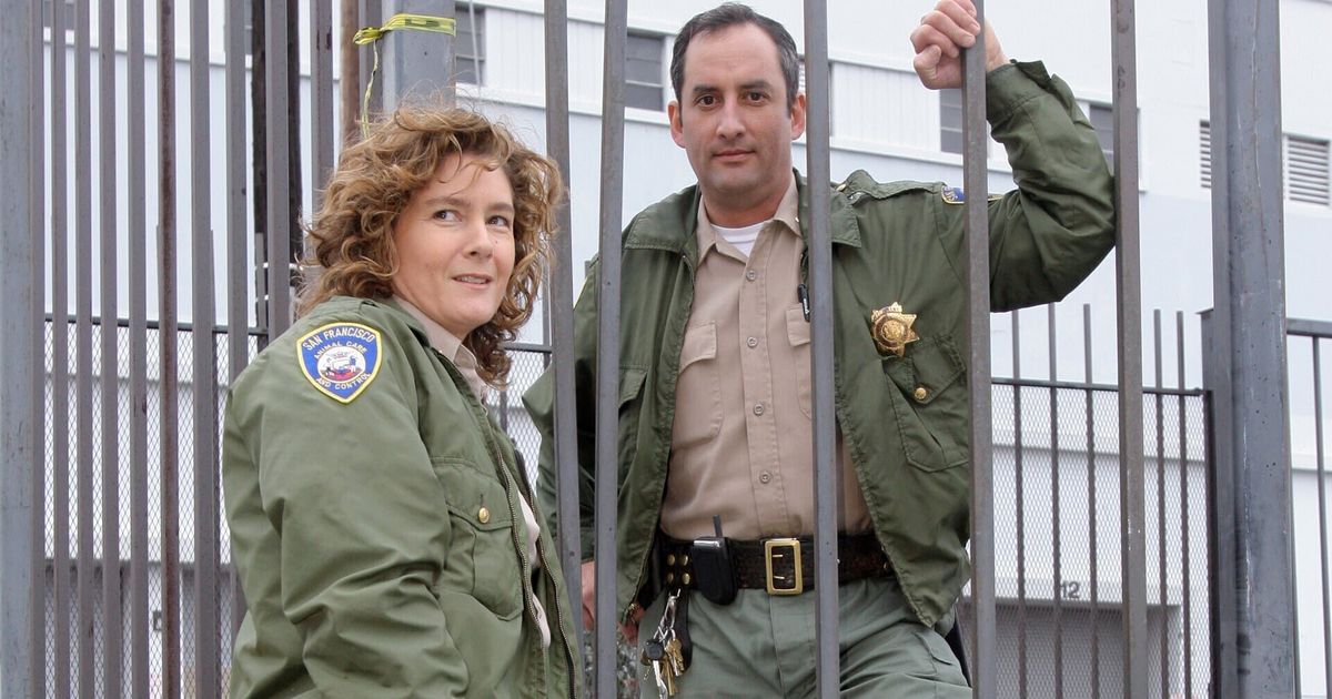 Animal Cops Streaming Doc. Société | myCANAL Guadeloupe
