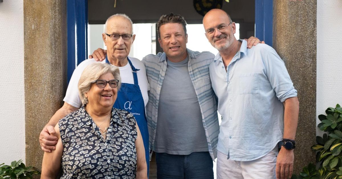 Jamie cuisine la mediterranee en streaming direct et replay sur CANAL+ ...