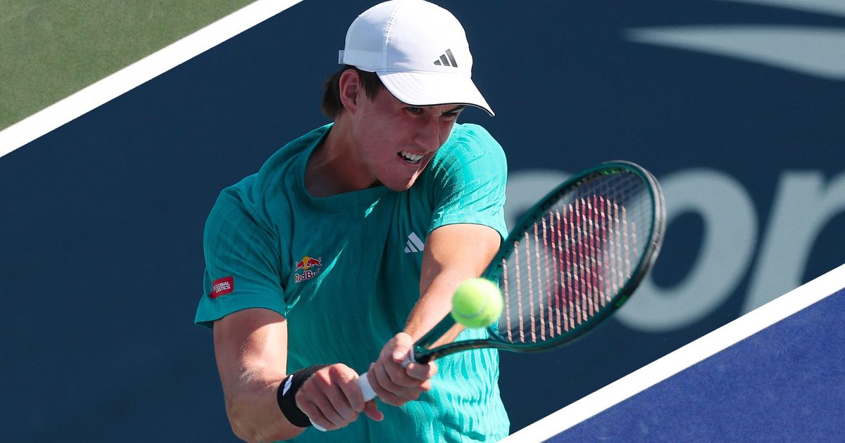 Oliver Bonding - Andrés Santamarta Roig en streaming direct et replay ...