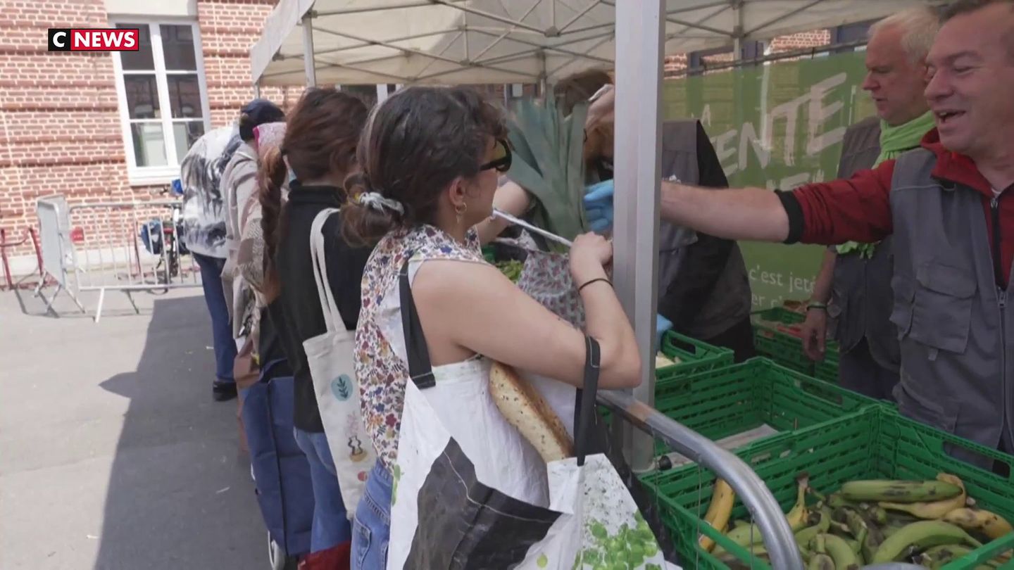 Inflation Une Association Récolte Les Invendus Des Marchés Pour